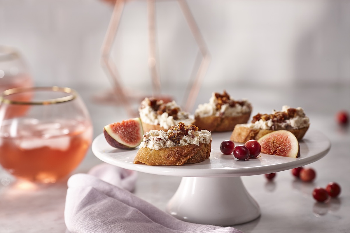 Recipe | Fig and Boursin® Crostinis | Boursin® Canada